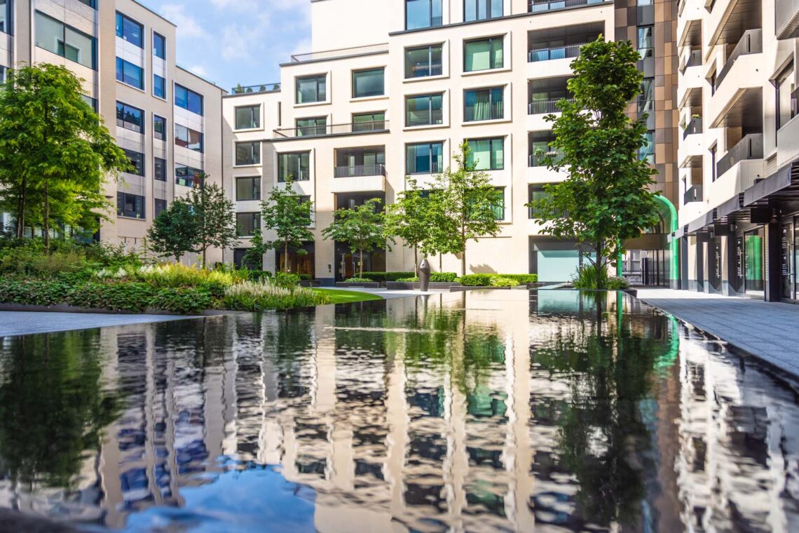 Rathbone Square | London › Gebrüder Schneider