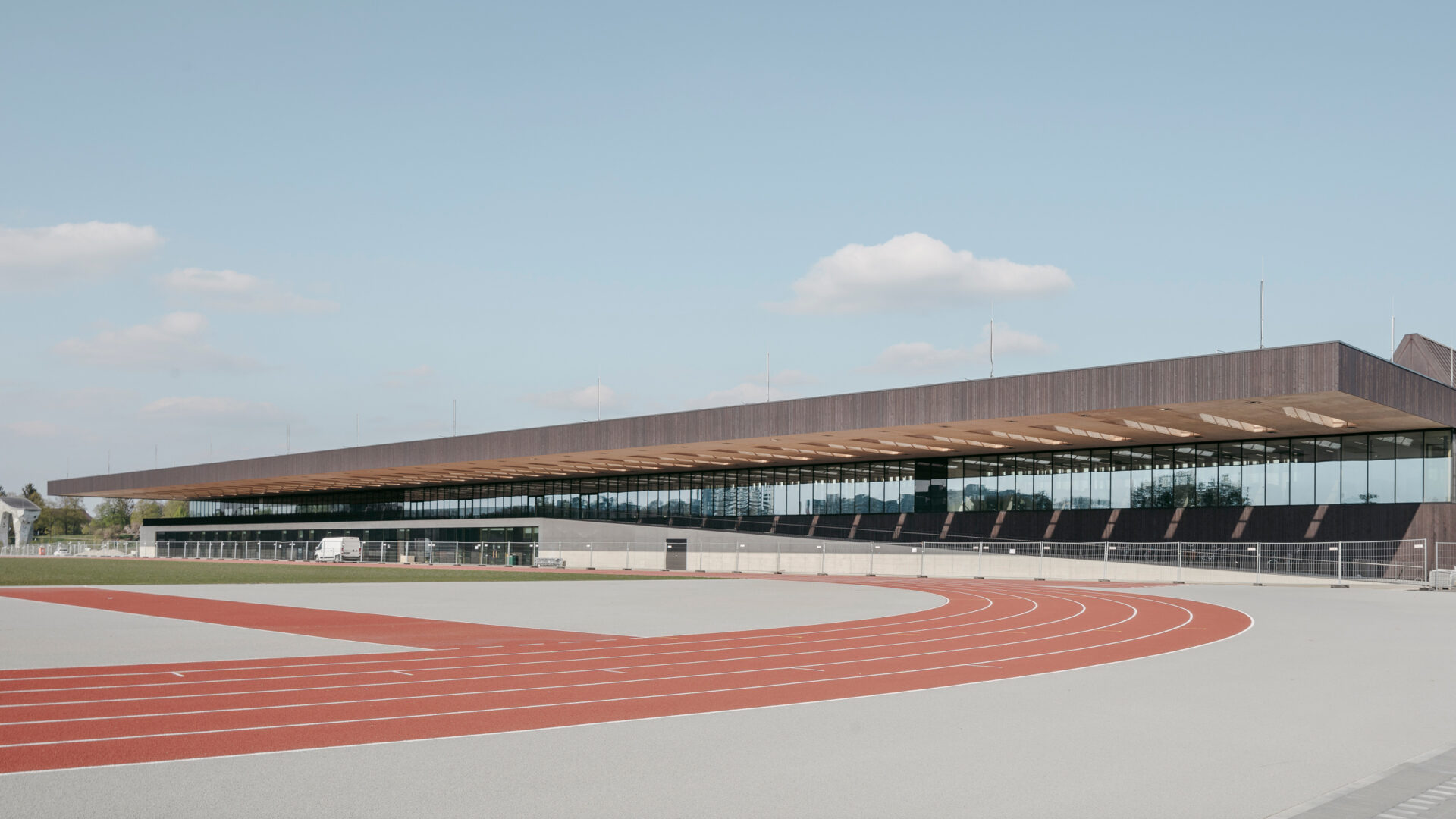 Gebrüder Schneider | Timber facade for Campus at Olympic Park, Munich ...